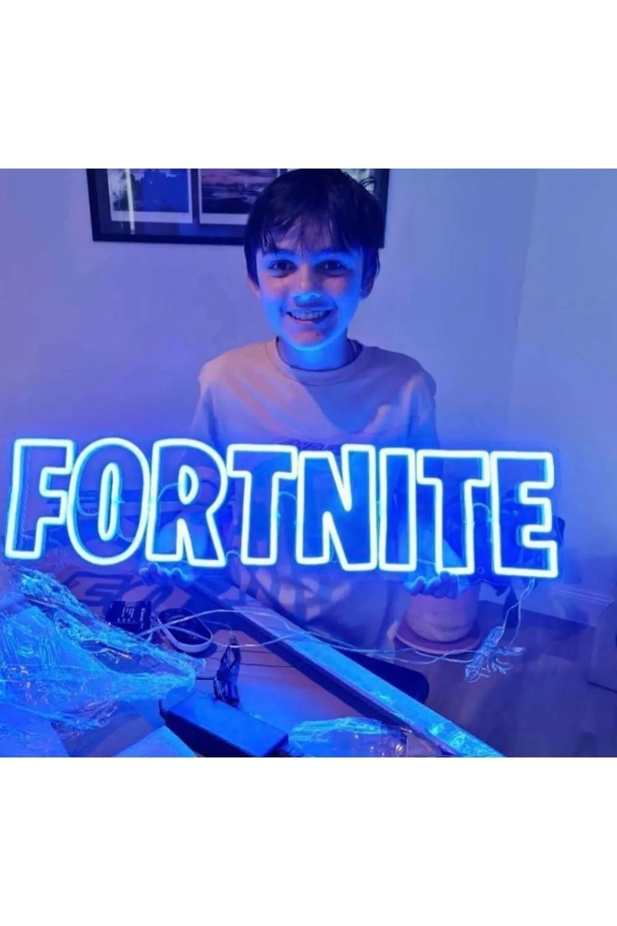 Fortnite Yazılı Neon Led Işıklı Tablo